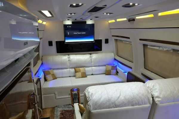 Hire Maharaja Tempo Traveller In Delhi For Luxury Travel Hire Maharaja Tempo Traveller In Delhi For Luxury Travel
